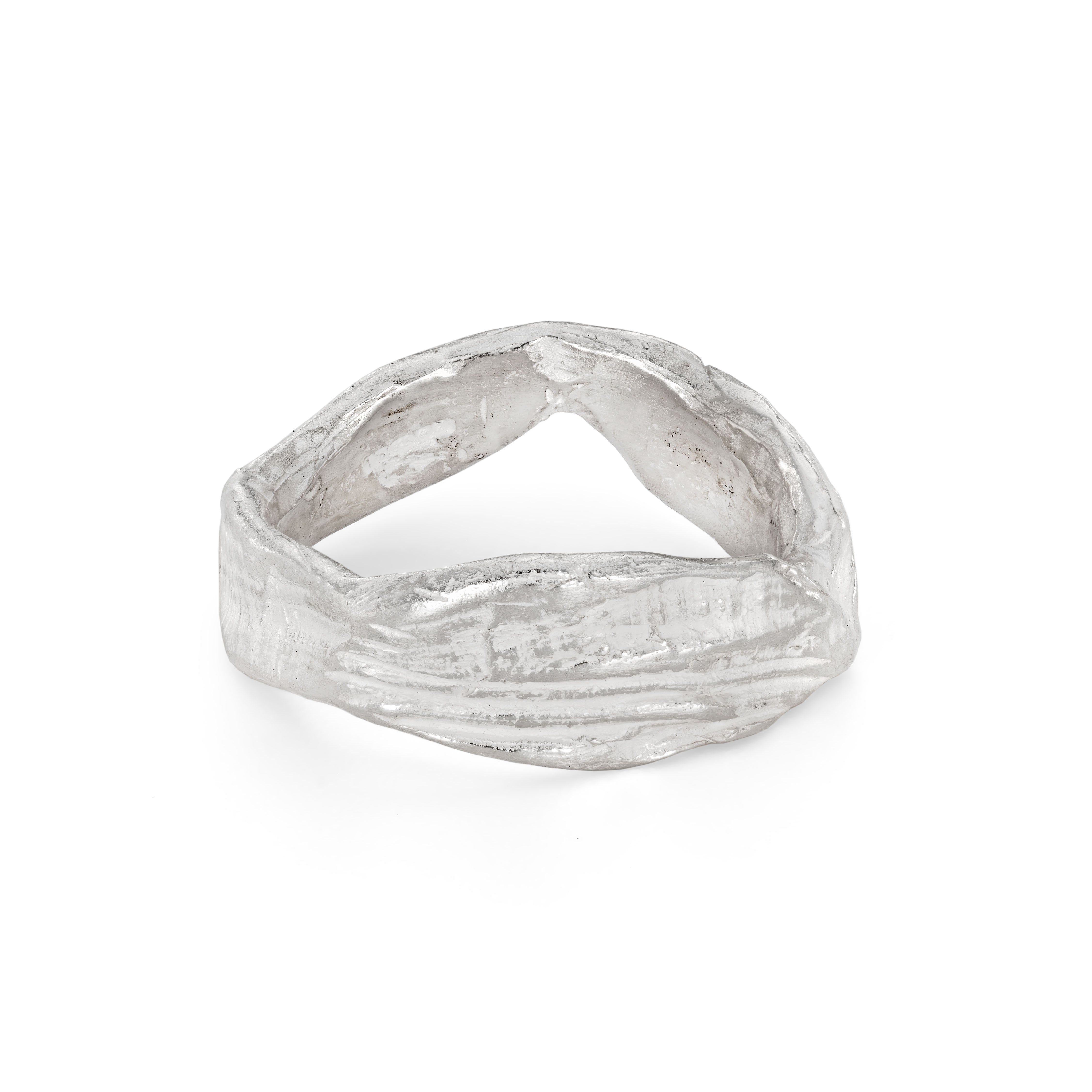 Rugged Ripple Ring Silver – Emily Nixon