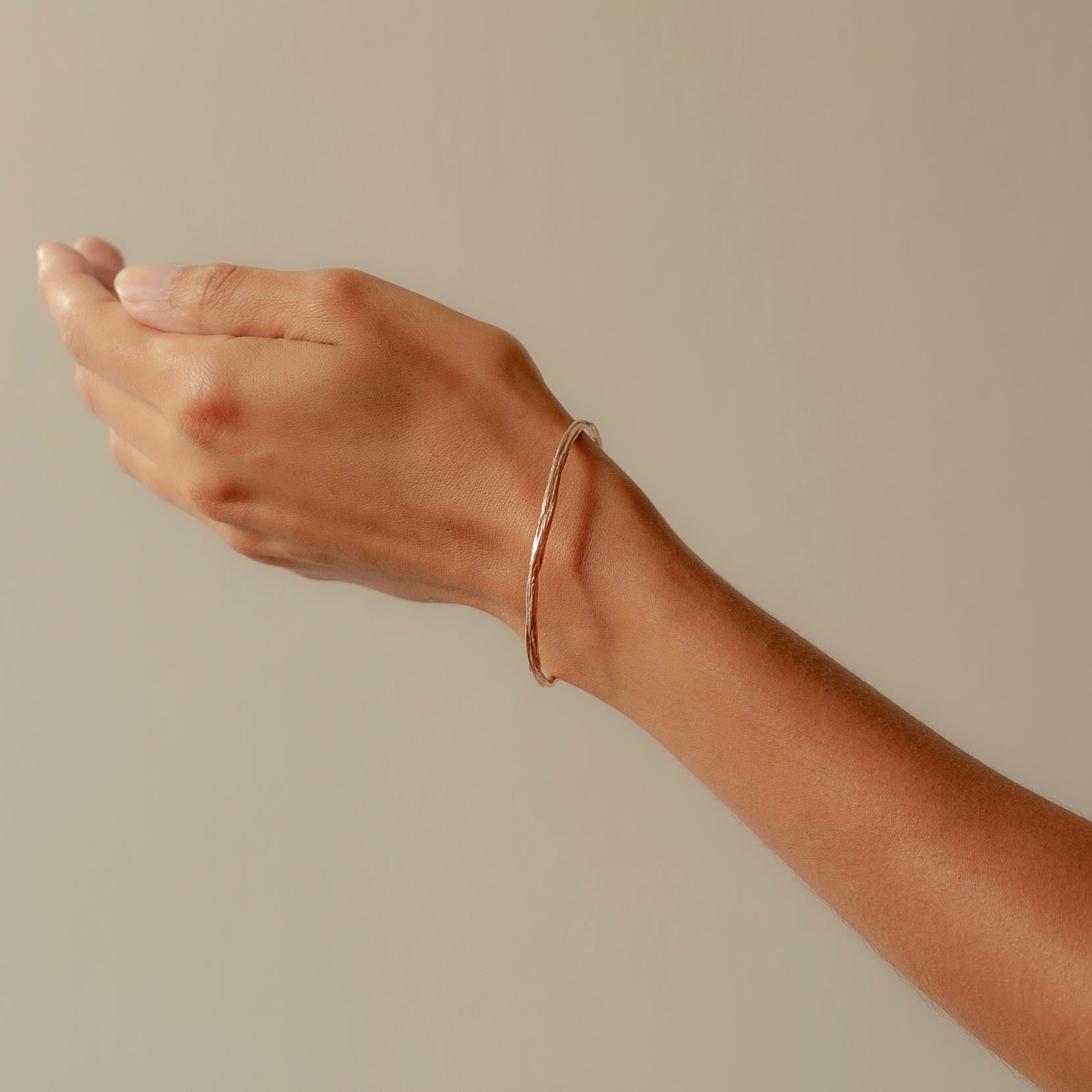 Ripple Bangle 9ct Rose Gold | Emily Nixon Jewellery